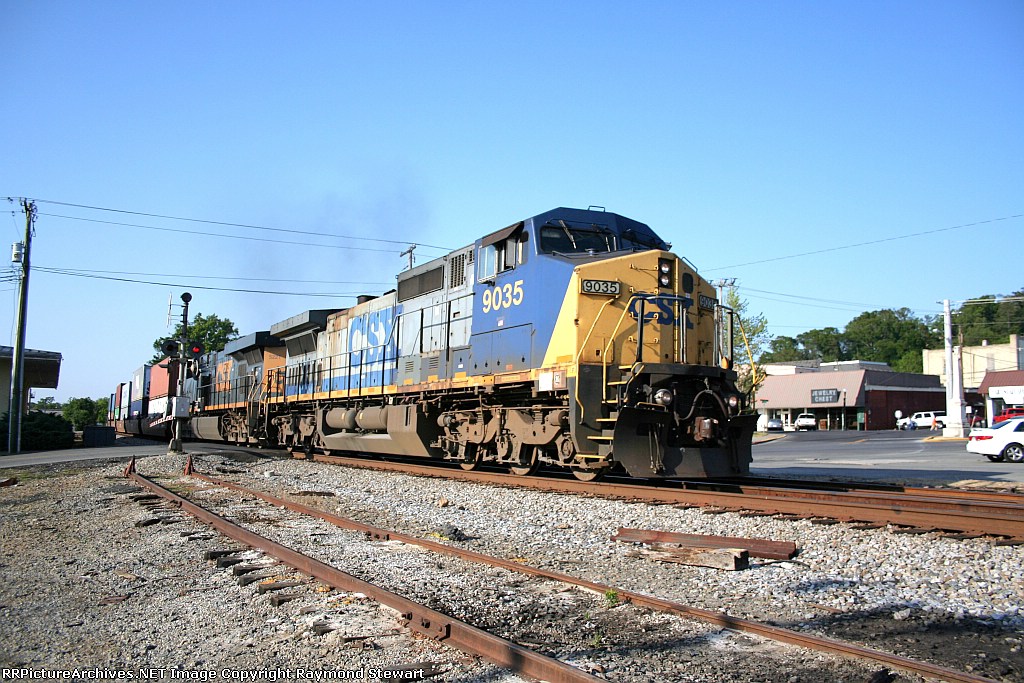 CSX 9035 south on the W&A sub